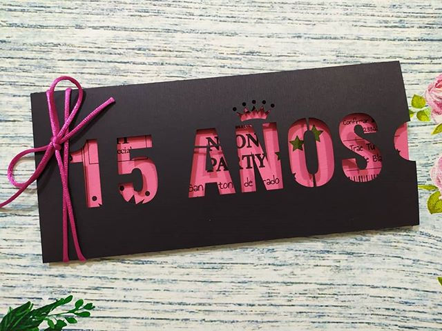 Tarjeta invitación de 15 años, tarjeta calado laser, fiesta neon ...