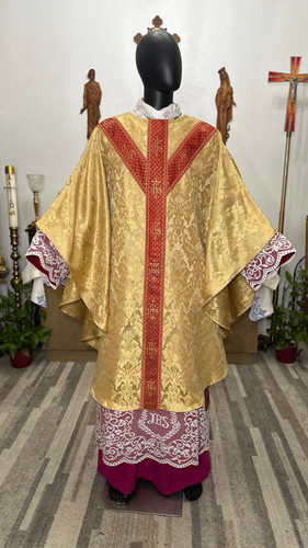 Gold Gothic Chasuble + Stole - Y JHS Red Orphrey | Dallas Vestments