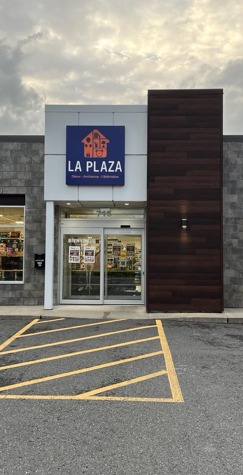 À propos | LA PLAZA