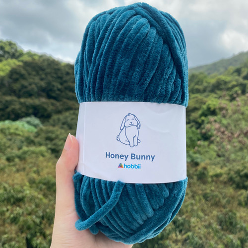 Dark Teal Yarn | Daisy Crochet Co.