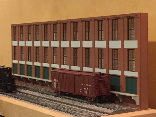 Union Pacific 3-Story Trackside Warehouse: 12" to 72" Long (O Scale ...