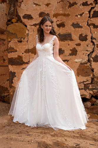 Jarrah | Barossa Bridal