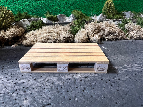 EPAL EURO PALETTE 1:14,5 | Modellbau Widmer