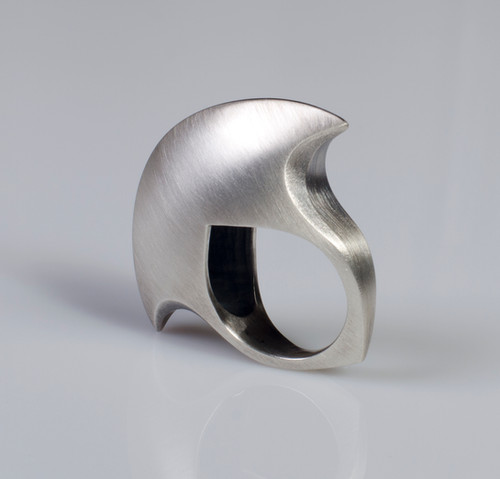 R78 Swoop Blade Ring | mysite