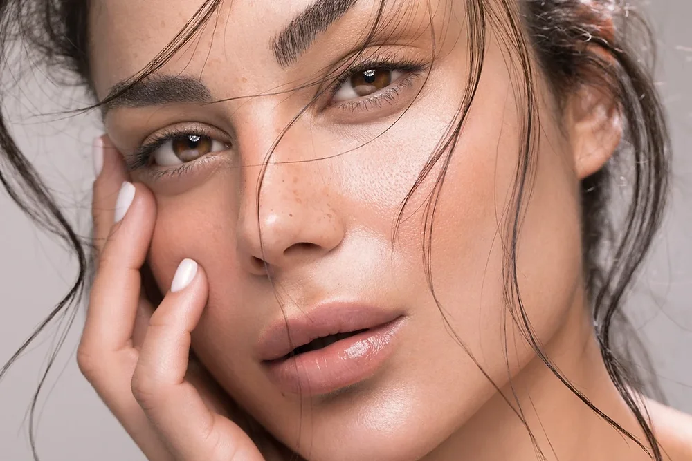How to Master the Clean Girl Makeup Look