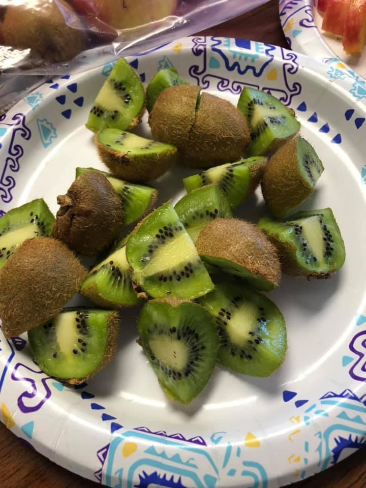 Students Compare Conventional and Organic Fruits and Vegetables!