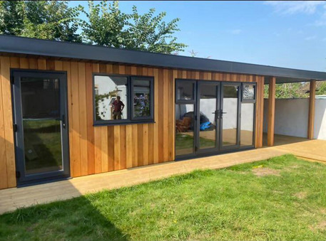 Insulated garden studios Carmarthen | Garden Room Wales