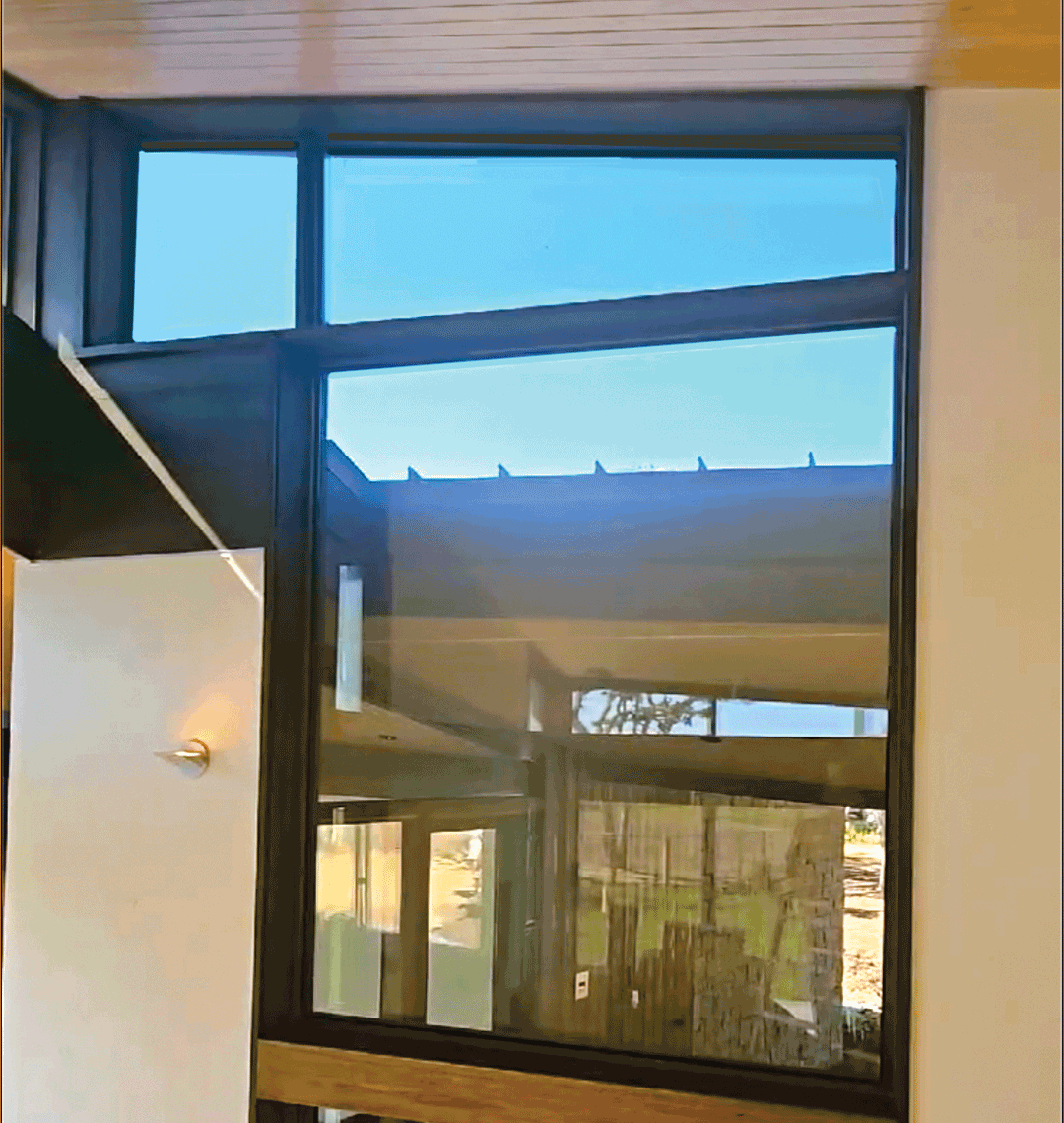 From Transparent to Private Instantly: The Benefits of LC Privacy Film