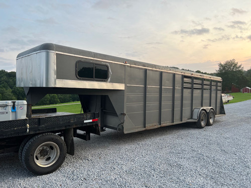 Big Valley Horse Trailer | Cox Family Livestock