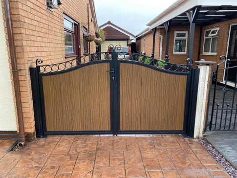 COMPOSITE DOUBLE GATES
