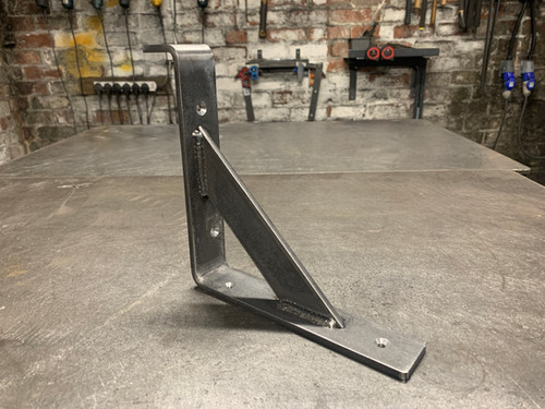Heavy Duty Scaffold Board Bracket - Various Colours Available | The ...