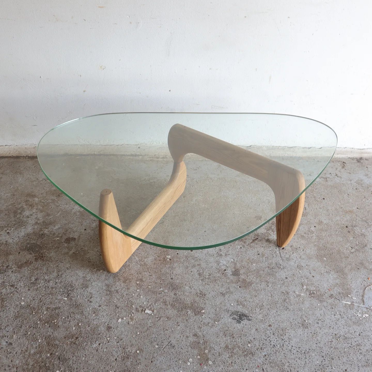 Noguchi style coffee table | Klassiek