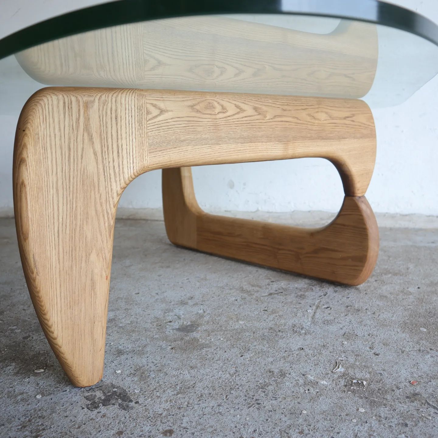 Noguchi style coffee table | Klassiek