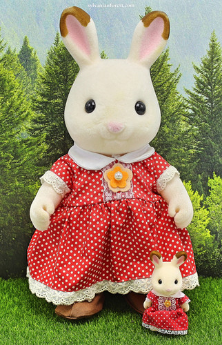 Freya Chocolate Rabbit | Terra's Sylvanians