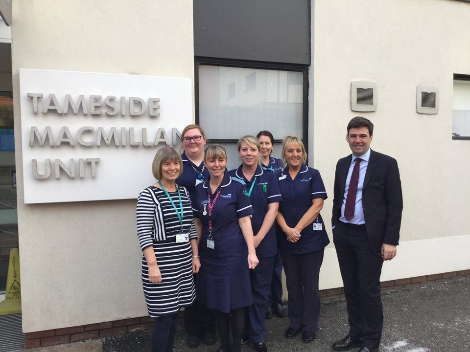 Mayor of Greater Manchester visits Tameside`s Macmillan Unit
