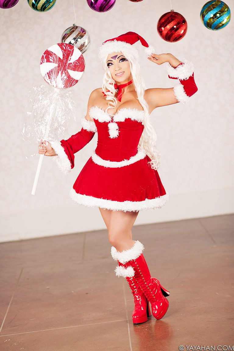 Yaya Han Portfolio