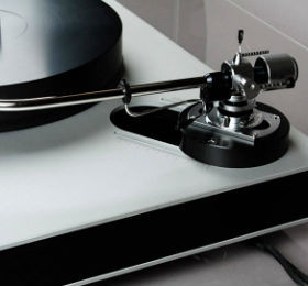 Hi-Fi > Gramofoni | Intek Croatia