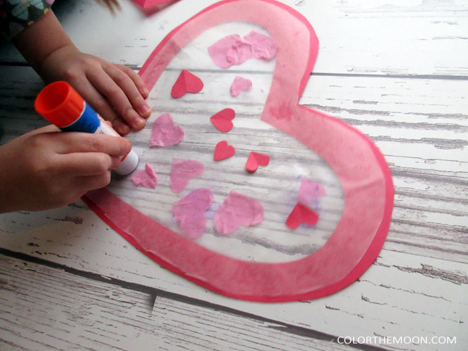 A VALENTINE’S DAY SUN CATCHER THE KIDS CAN MAKE