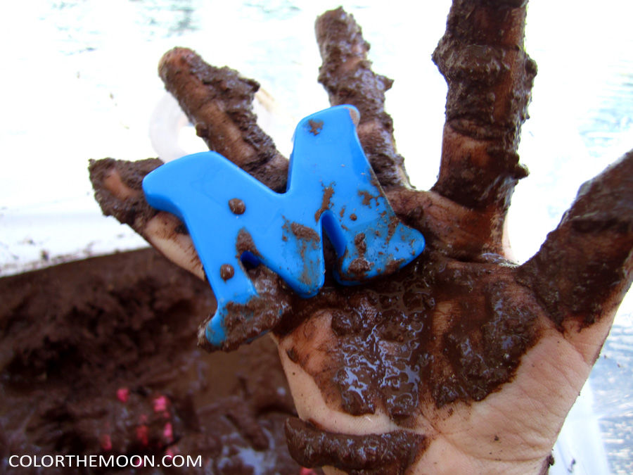 HAVE SOME MESSY FUN WITH A MUD SENSORY BIN