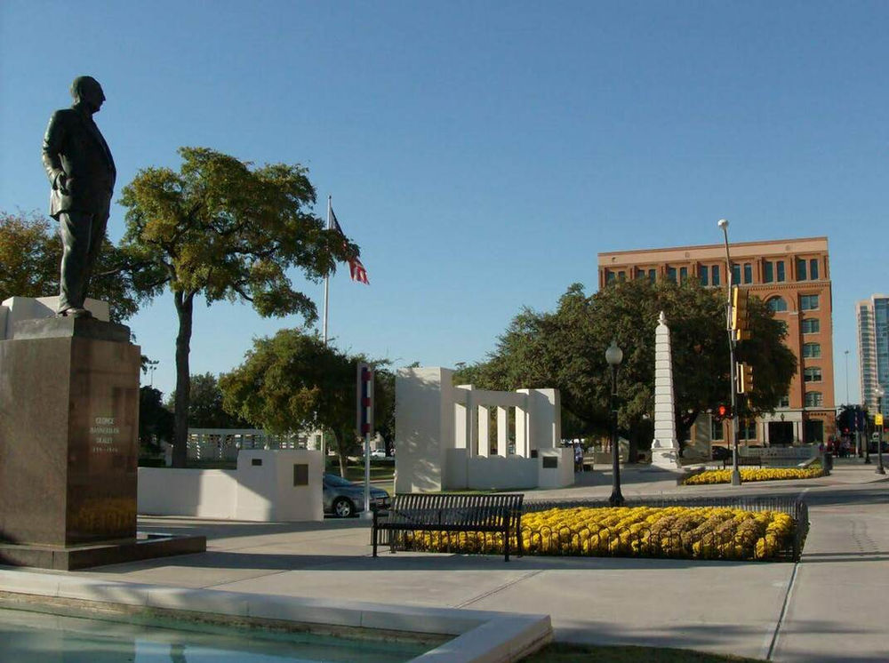A Few Days at Dealey Plaza