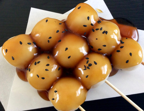 Dango with Sweet Soy Sauce Glaze (15 pcs.) | bimi