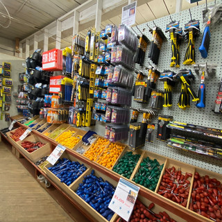 Hardware & Paint | Southampton Market