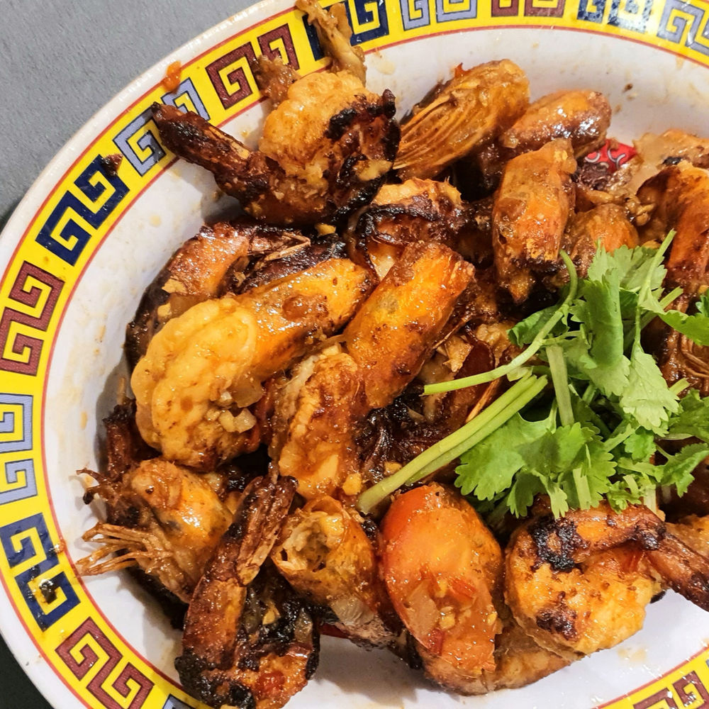 DELICIOUS GINGER GARLIC PRAWNS