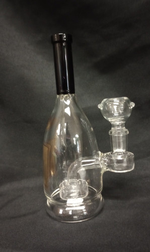 7" Hennessey Bottle Bong with Perc | Kiss Glass