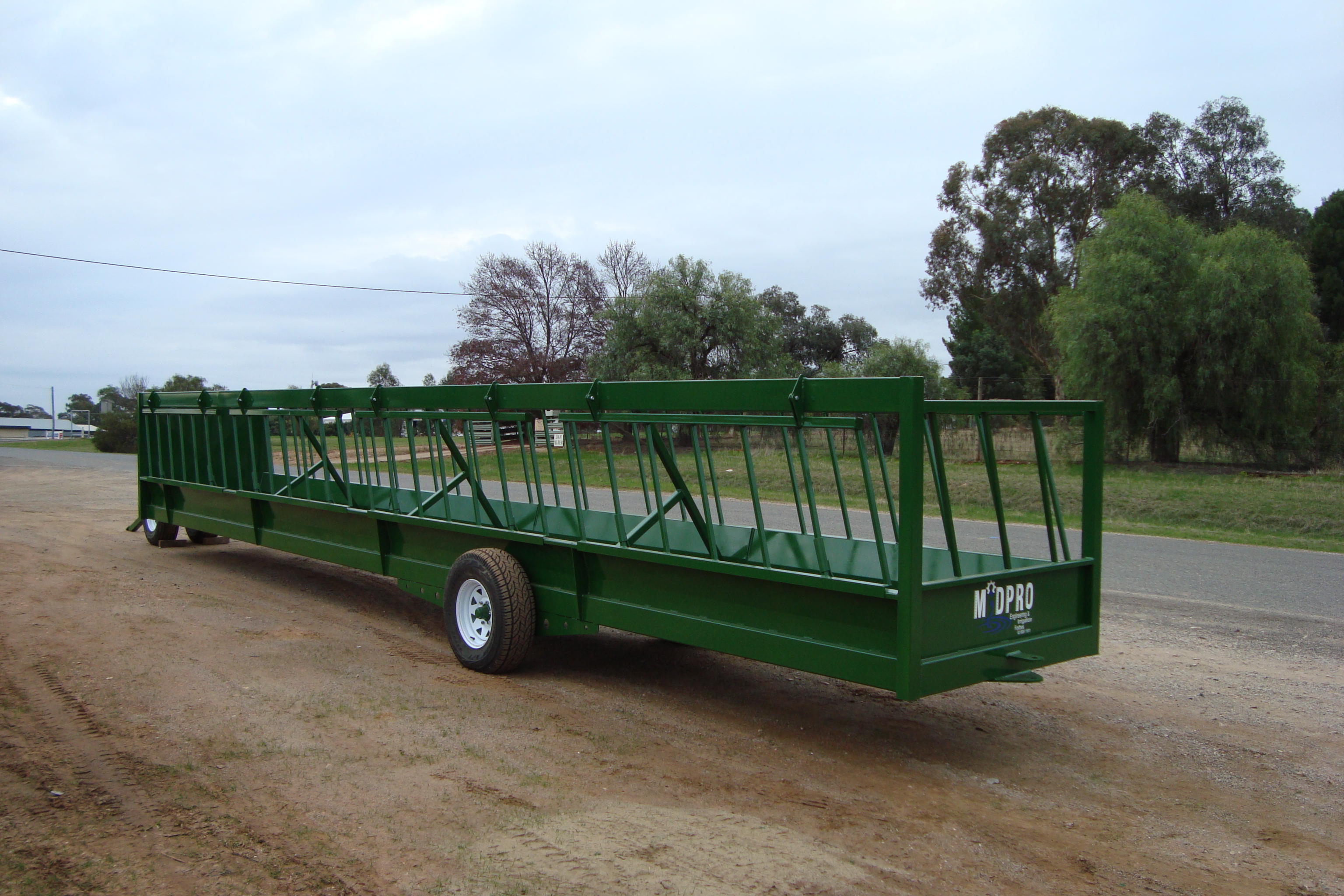 Mobile Cattle Feed Troughs | midproengineering2
