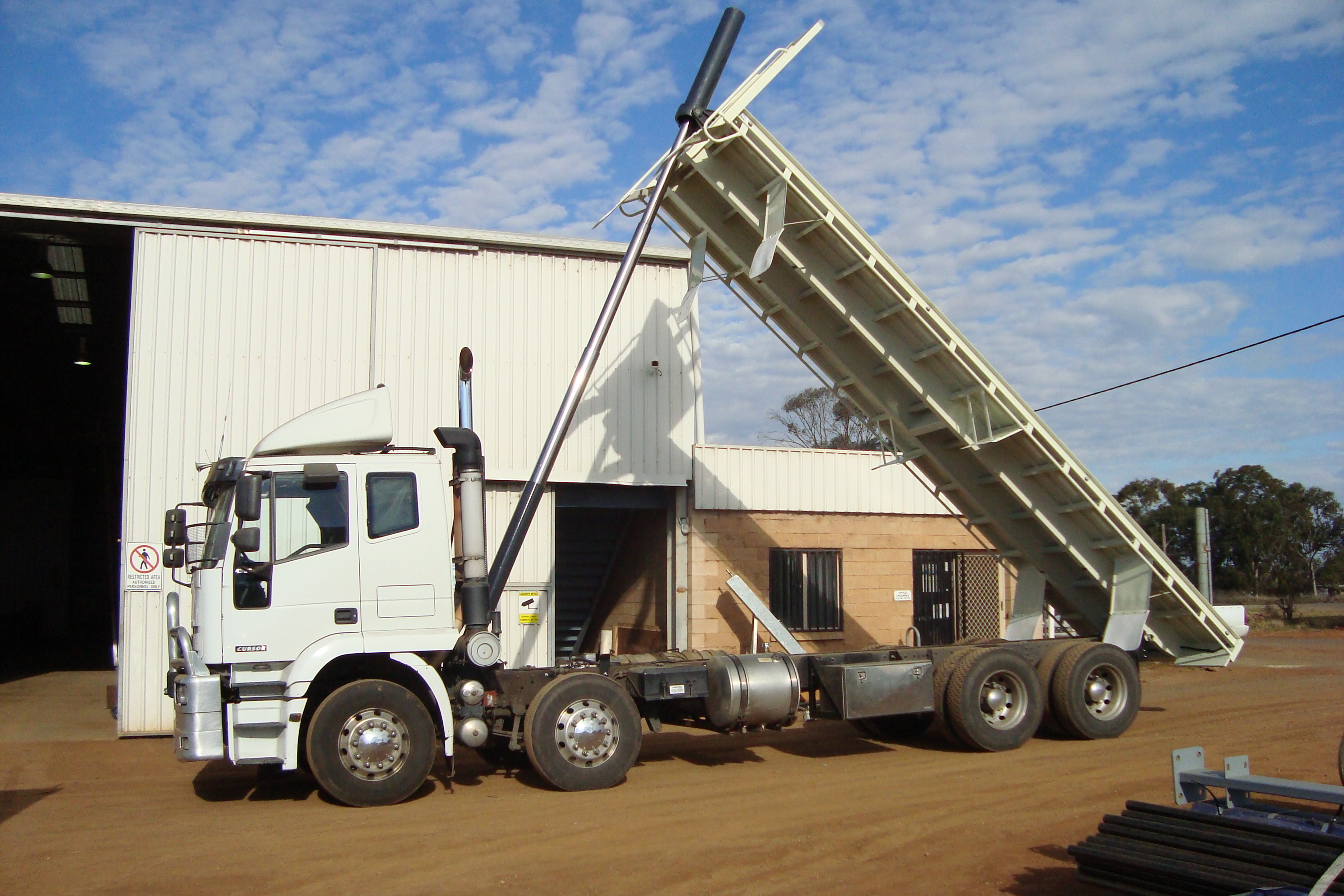 Tipper Bodies | midproengineering2