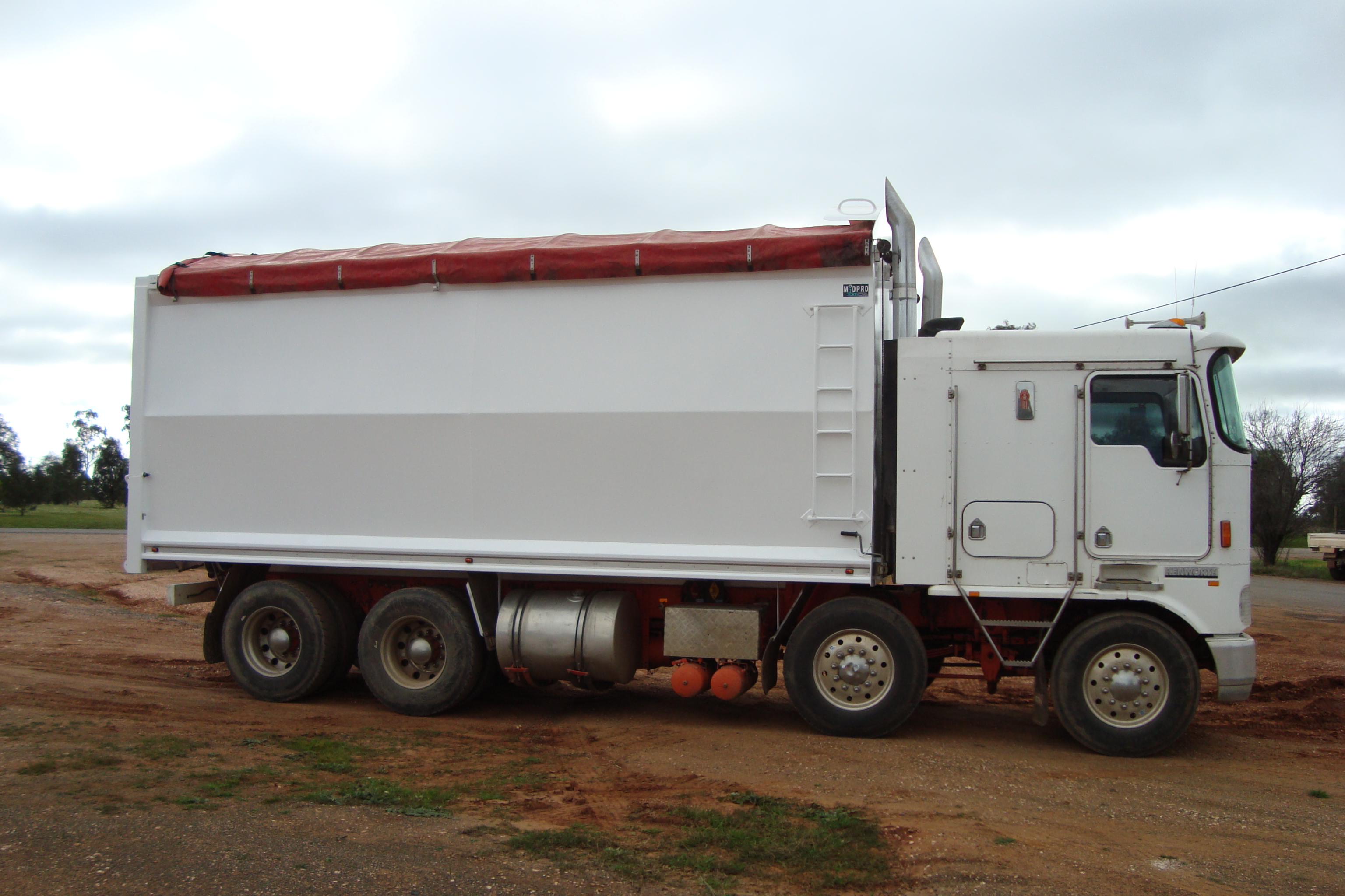 Tipper Bodies | midproengineering2