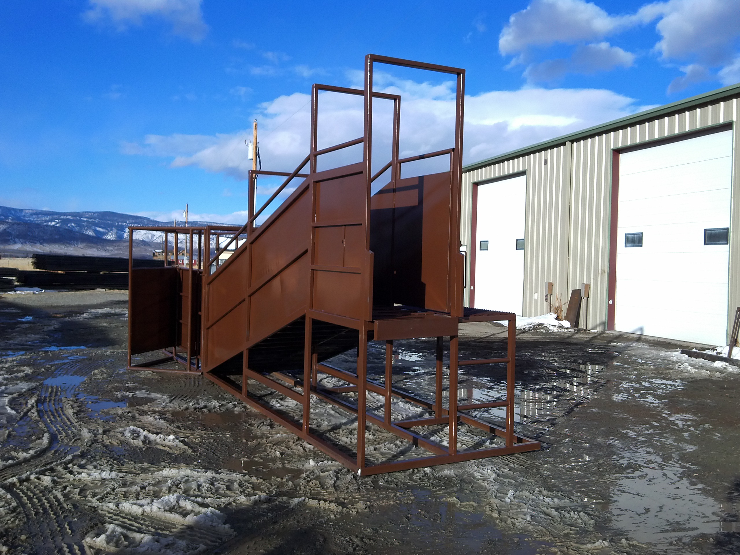 Cattle Working & Livestock Equipment|MountainView Metalworks