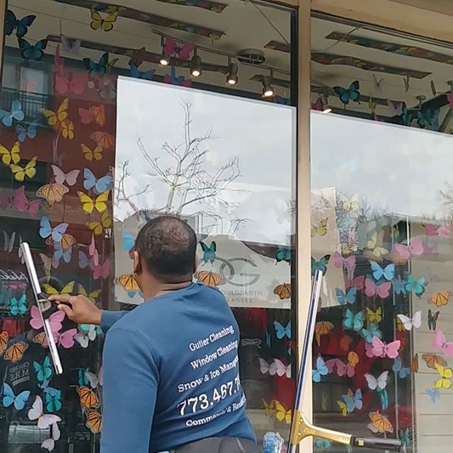 Chicago Gutter & Window Cleaning Service | Chicago | Chicago MRS Inc.