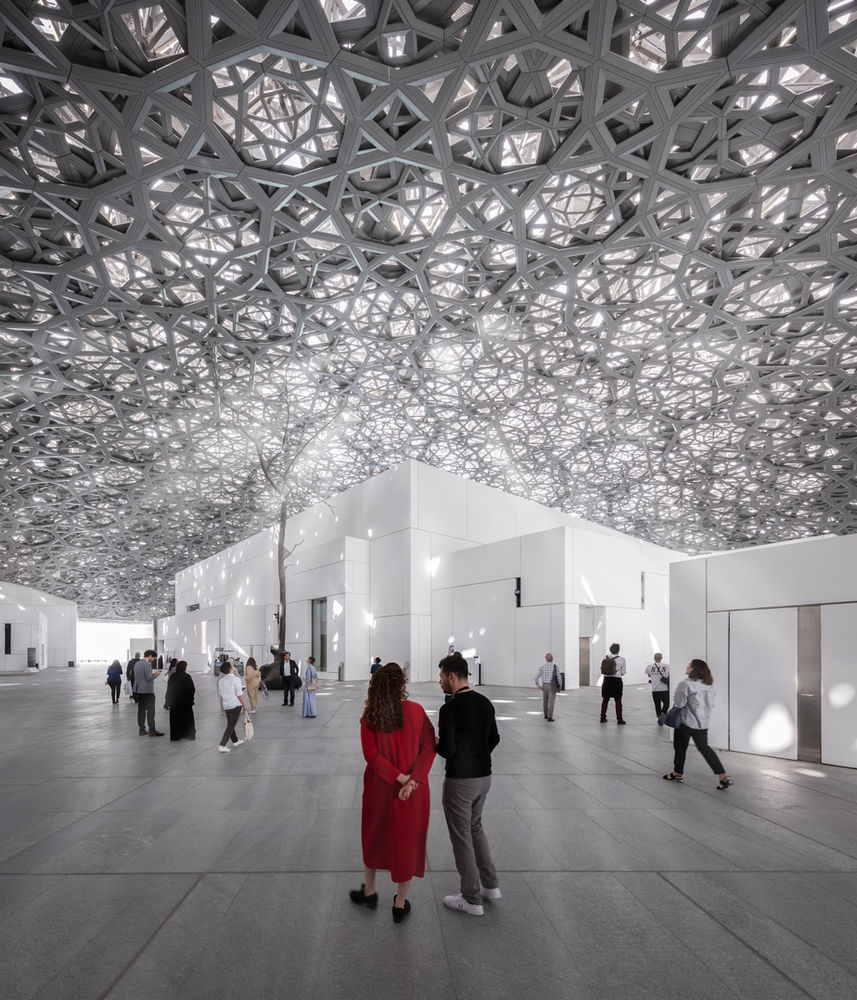 The Louvre Abu Dhabi: Balancing Art & Architecture