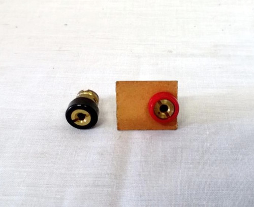 Series 1 dash Plugs, Pair | Vintagelrco