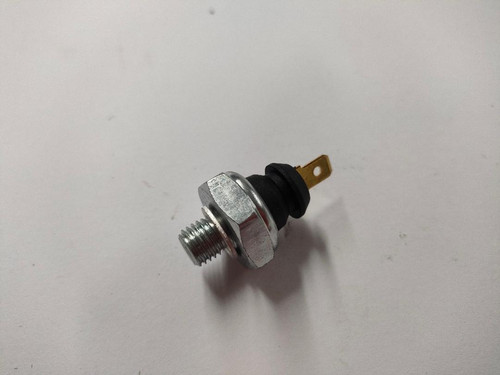 Oil Pressure Switch | Vintagelrco