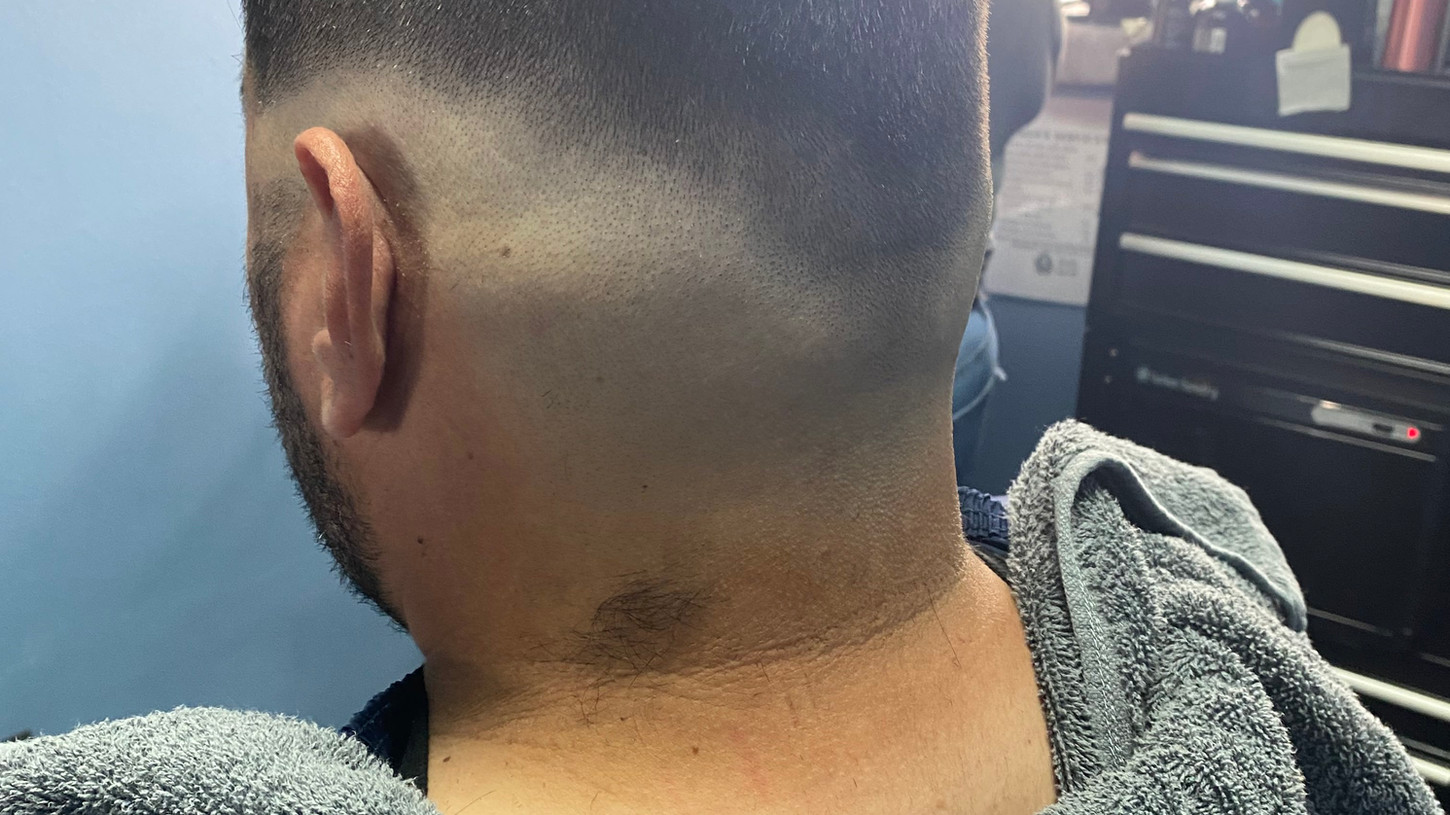 Home | Ritz Barber Lounge | Friendswood TX | Haircut and Beard Services