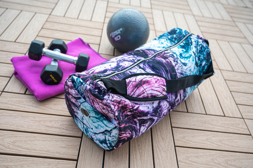 EQUINOX GYM BAG | The Styled Magnolia