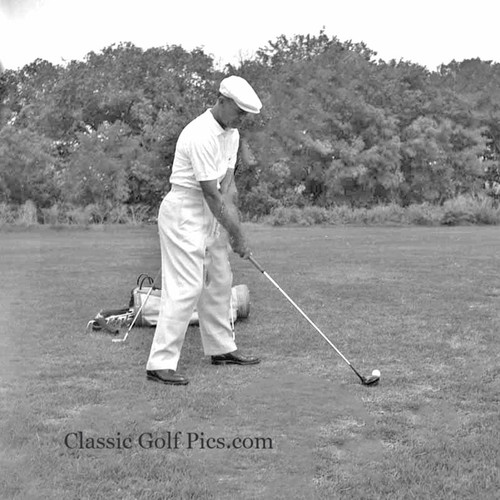 Ben Hogan - 'Posture' at Colonial C.C. | ClassicGolfPics.com