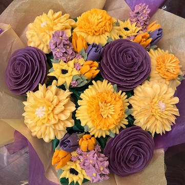 Blooming Cupcakes | gourmet cupcake shop