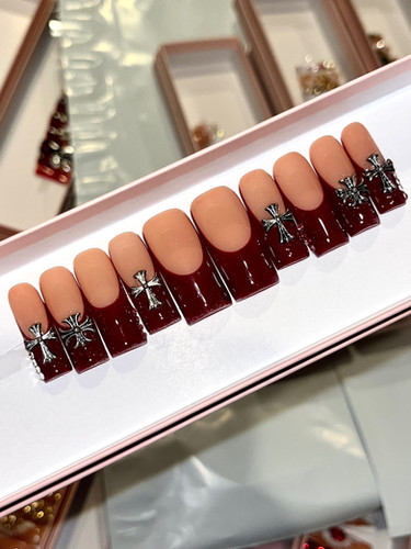 Amelia Long Square Press Ons Made to Order | Artemis Cosmeticos