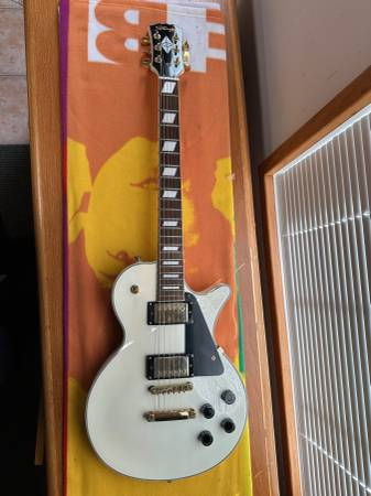 Stagg Les Paul Custom