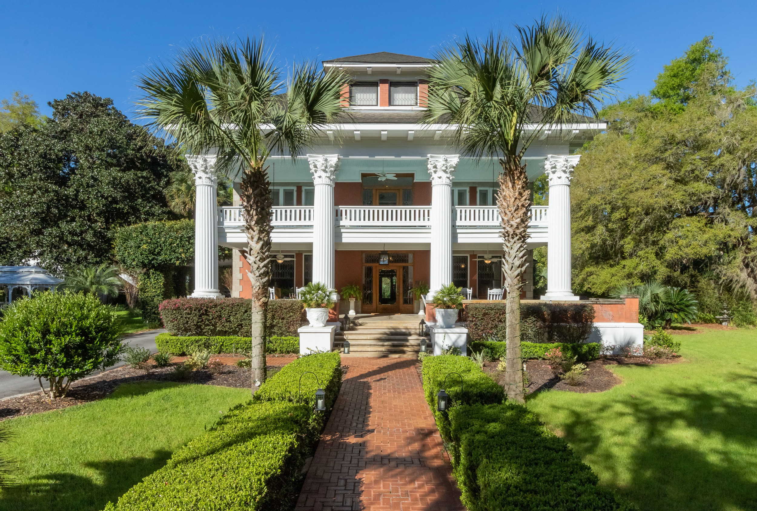 Herlong Mansion | Elizabeth Grace & Co