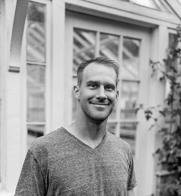 ABOUT | Brakefield Design