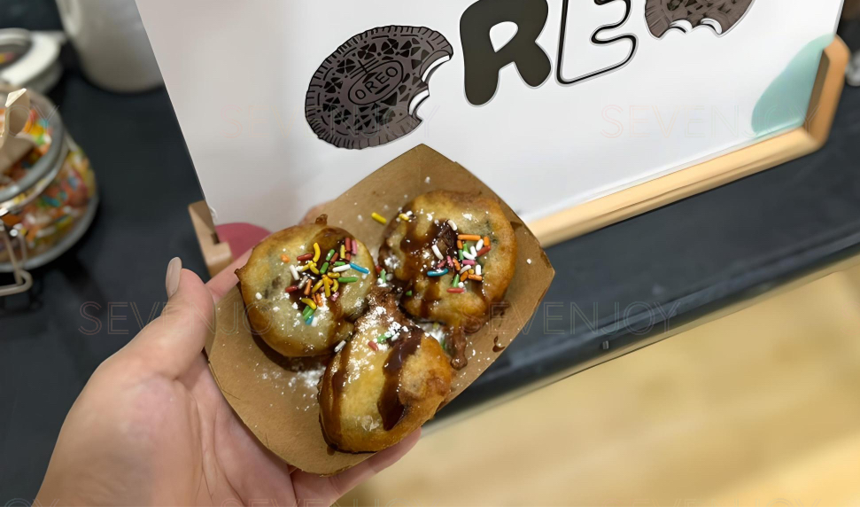 Fried Oreo Live Station Singapore | Seven Joy Event