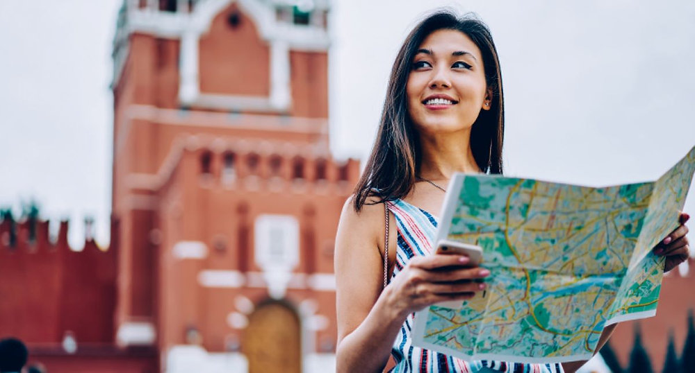 7 Types of Tourists You Will Encounter While Travelling