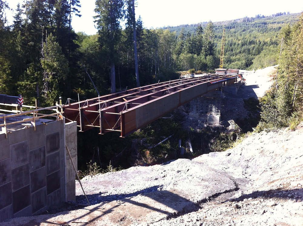 Incremental Launching Without a Nose: Case Study #3 Sombrio Bridge