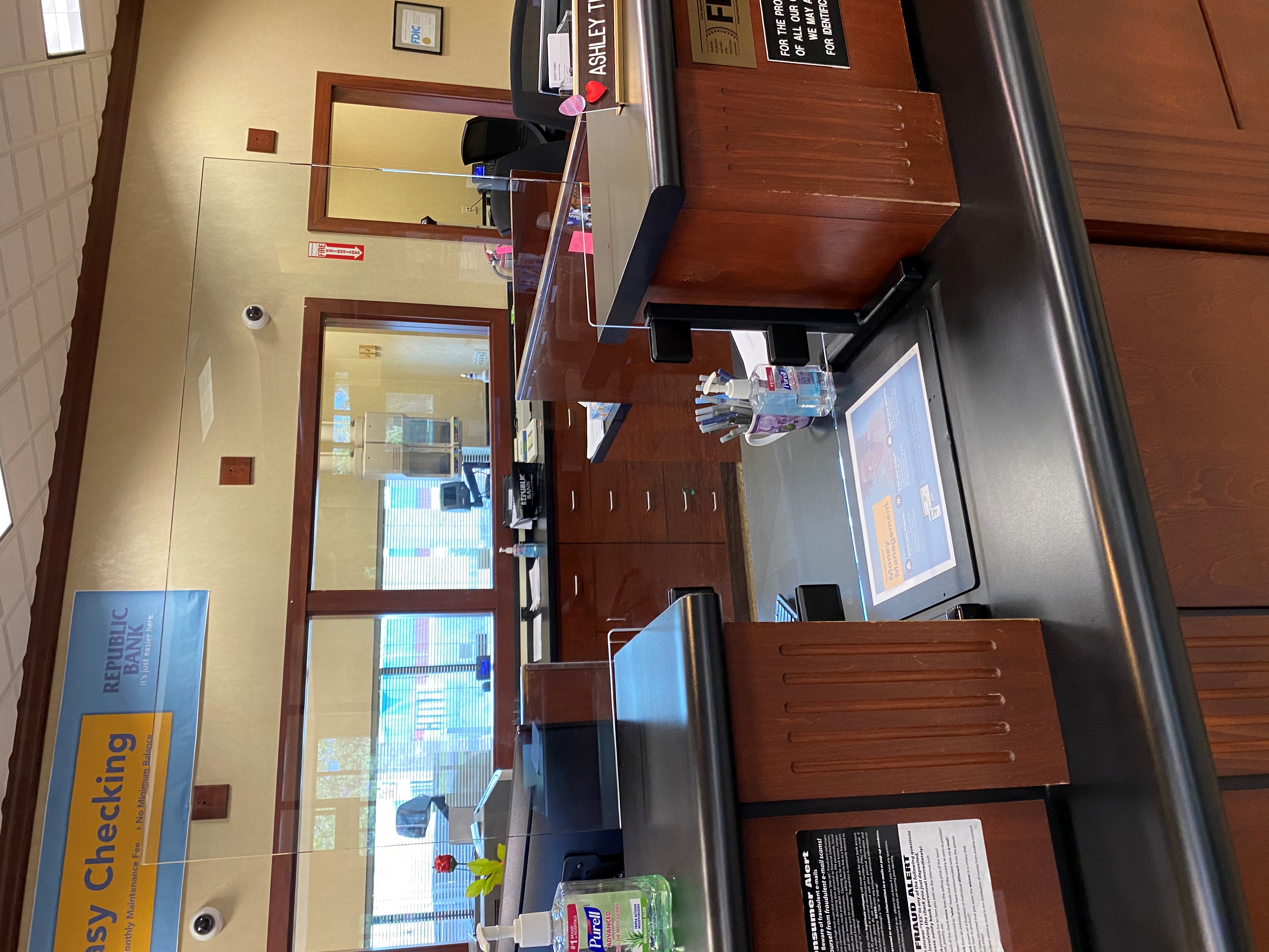 Home | Chevy Chase Shower Doors