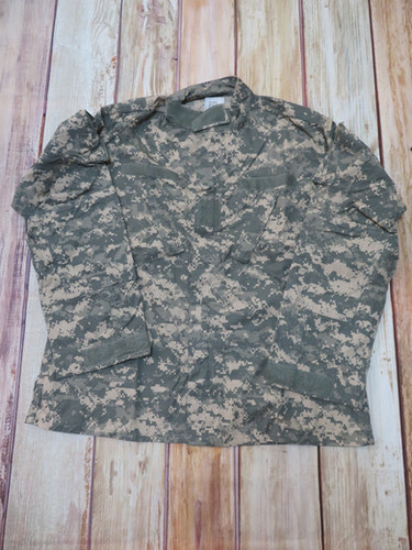 米軍実物 ACU UCP COAT ジャケット | 柿田商店 ミリタリーショップ カキタ商店 横須賀 ドブ板通り 米軍放出品 海軍 U.S.NAVY