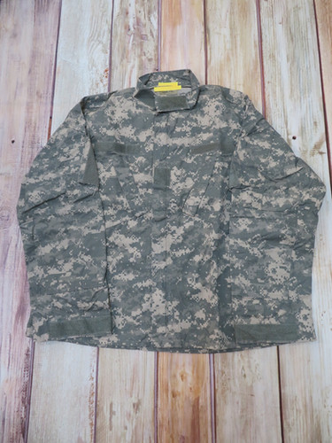 米軍実物 ACU UCP COAT ジャケット | 柿田商店 ミリタリーショップ カキタ商店 横須賀 ドブ板通り 米軍放出品 海軍 U.S.NAVY